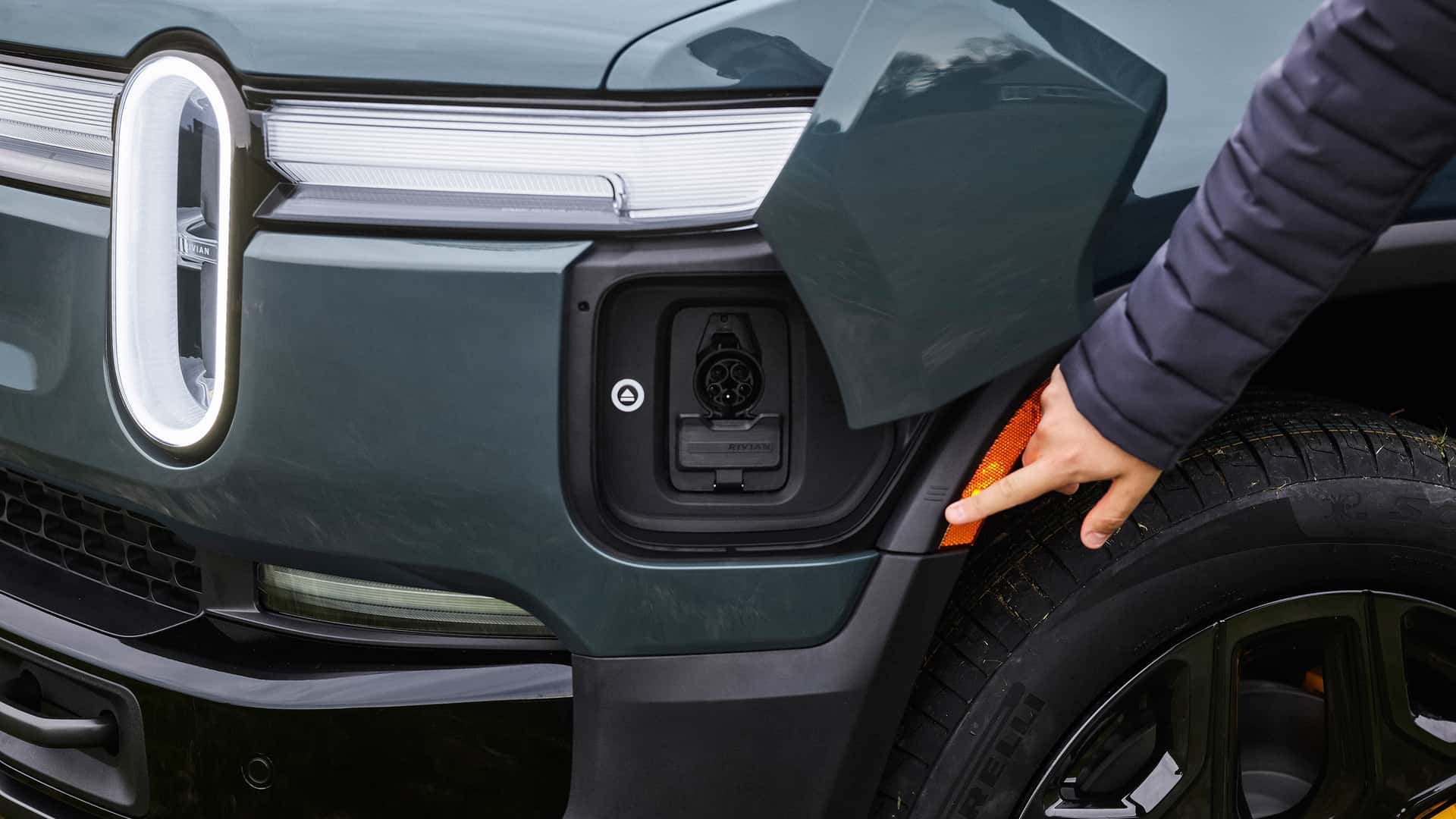 Updated Rivian R1T & R1S Now Available With Over 1,000 HP - Automacha