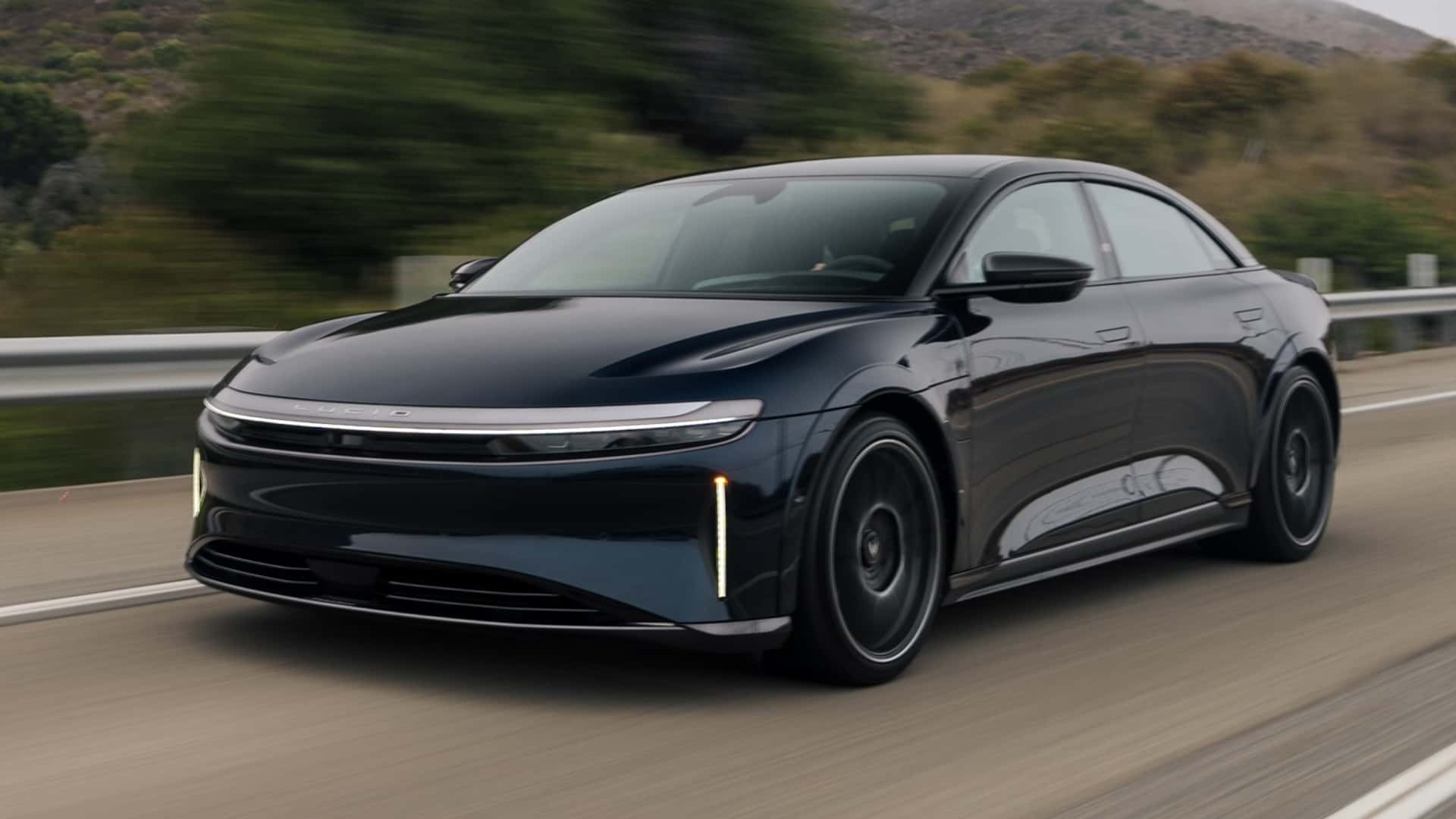This Lucid Air Sapphire Is The Fastest Armoured Car In The World ...