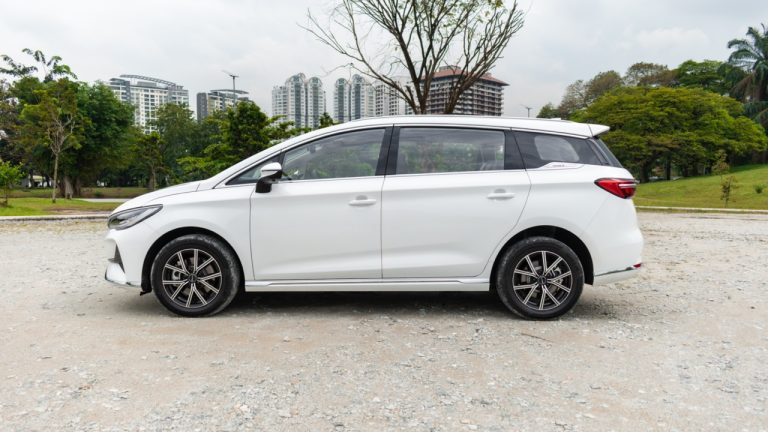 BYD M6 Extended Review: A Very Practical All-Electric Proposition ...